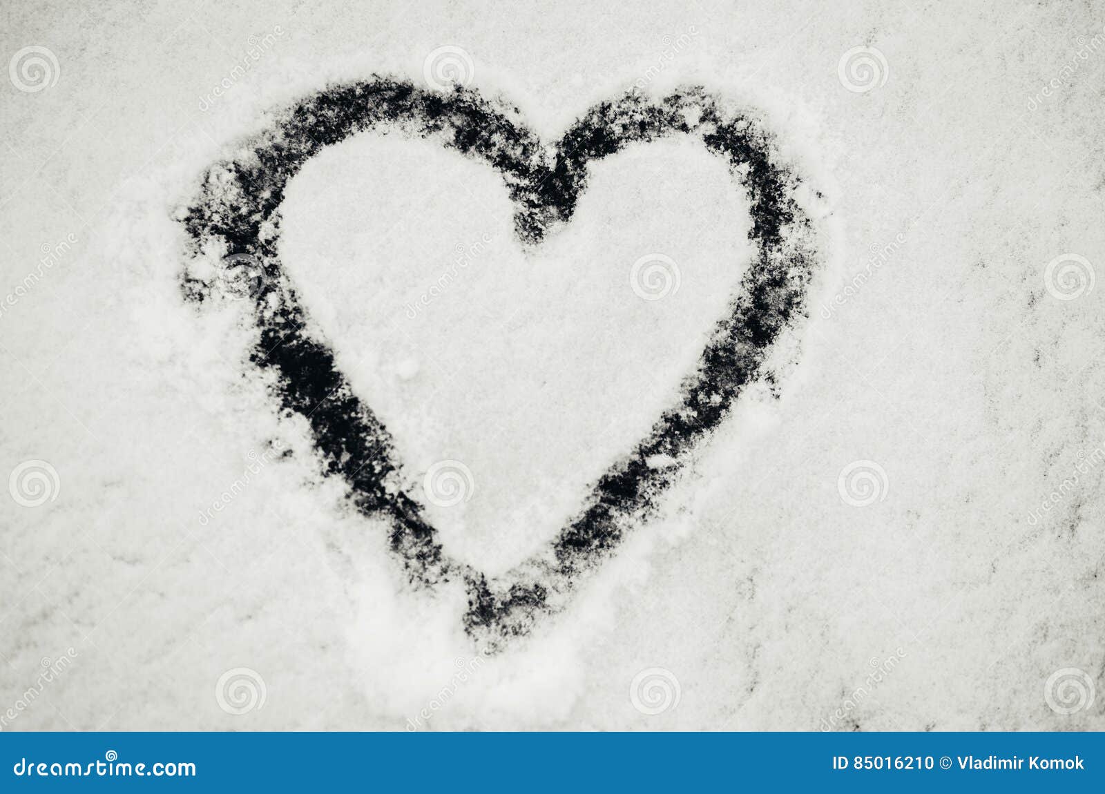 Heart drawn in the snow stock photo. Image of artwork - 85016210