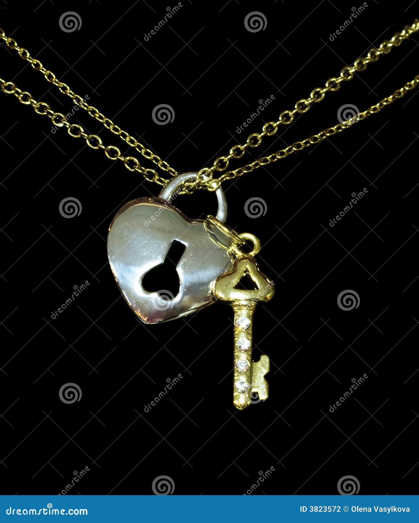 Heart and key decoration stock photo. Image of chain, shiny - 3823572