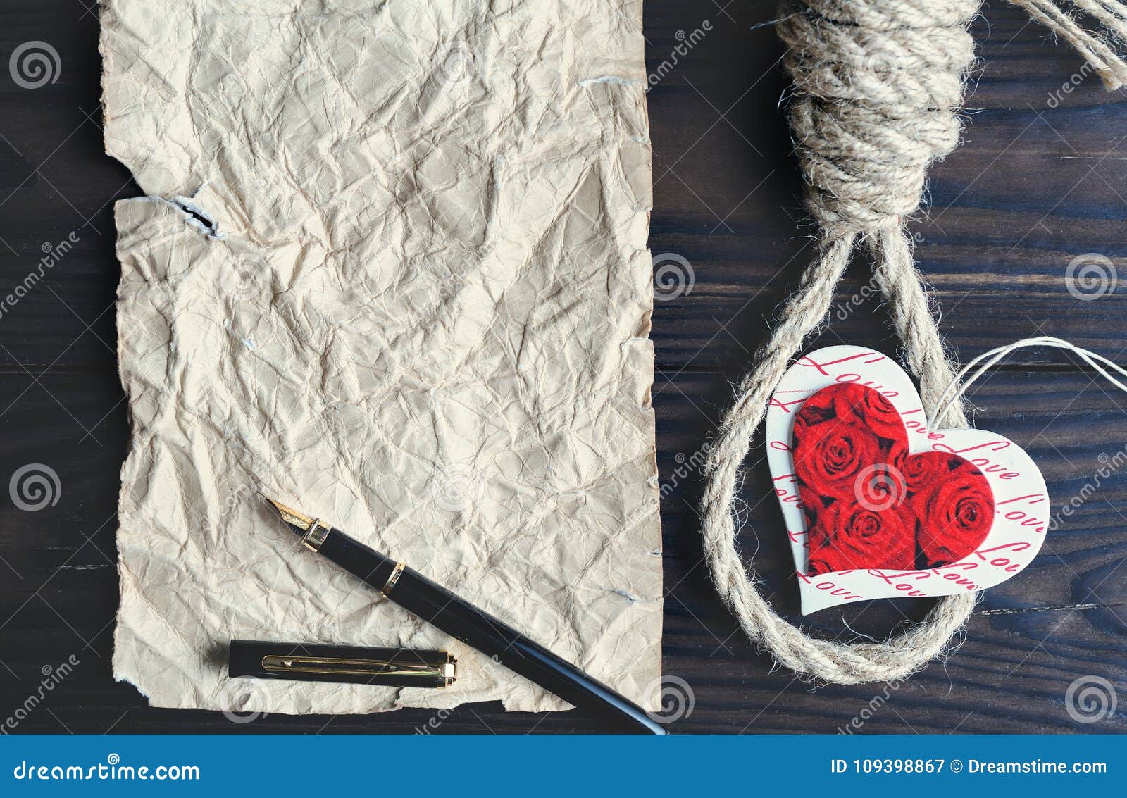 Deadly Loop Of Rope Isolated On White Background. Concept Of Death ...