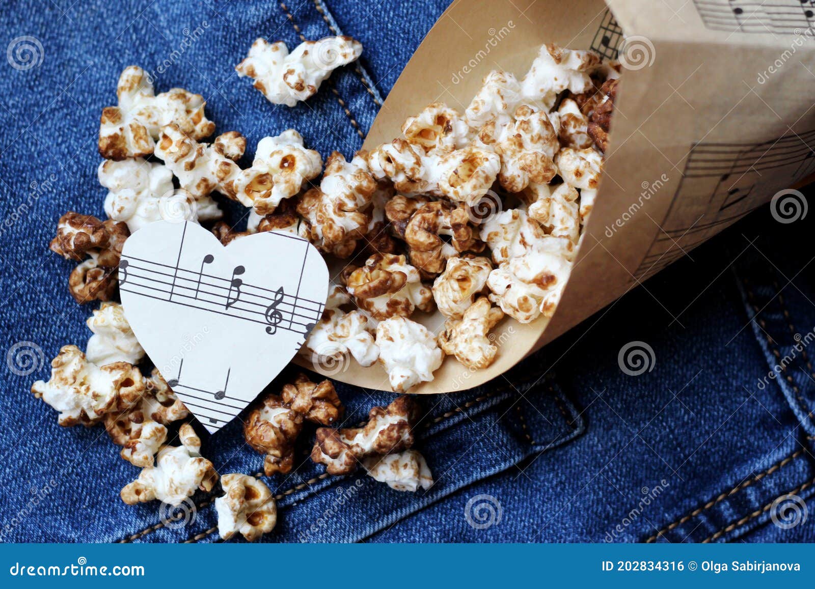 Heart of Paper Notes and Popcorn Stock Photo - Image of theater, ticket ...