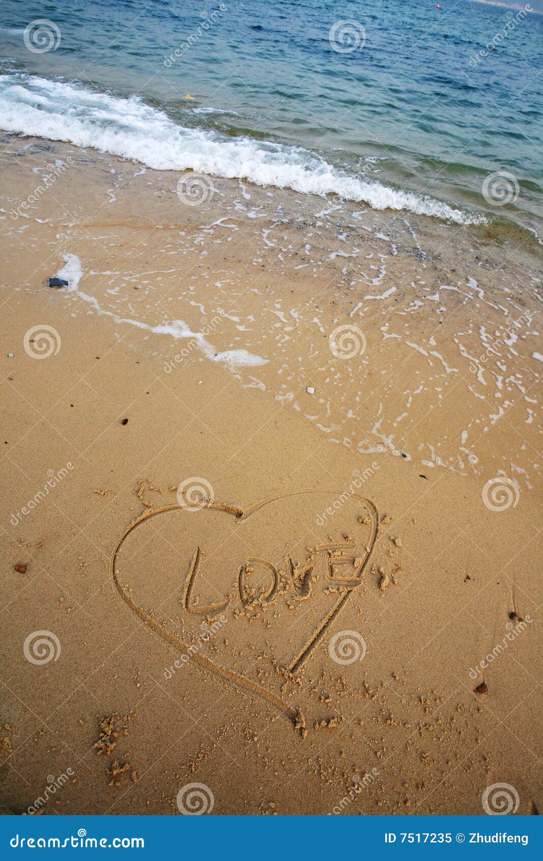 Heart shape on beach stock image. Image of passion, shape - 7517235