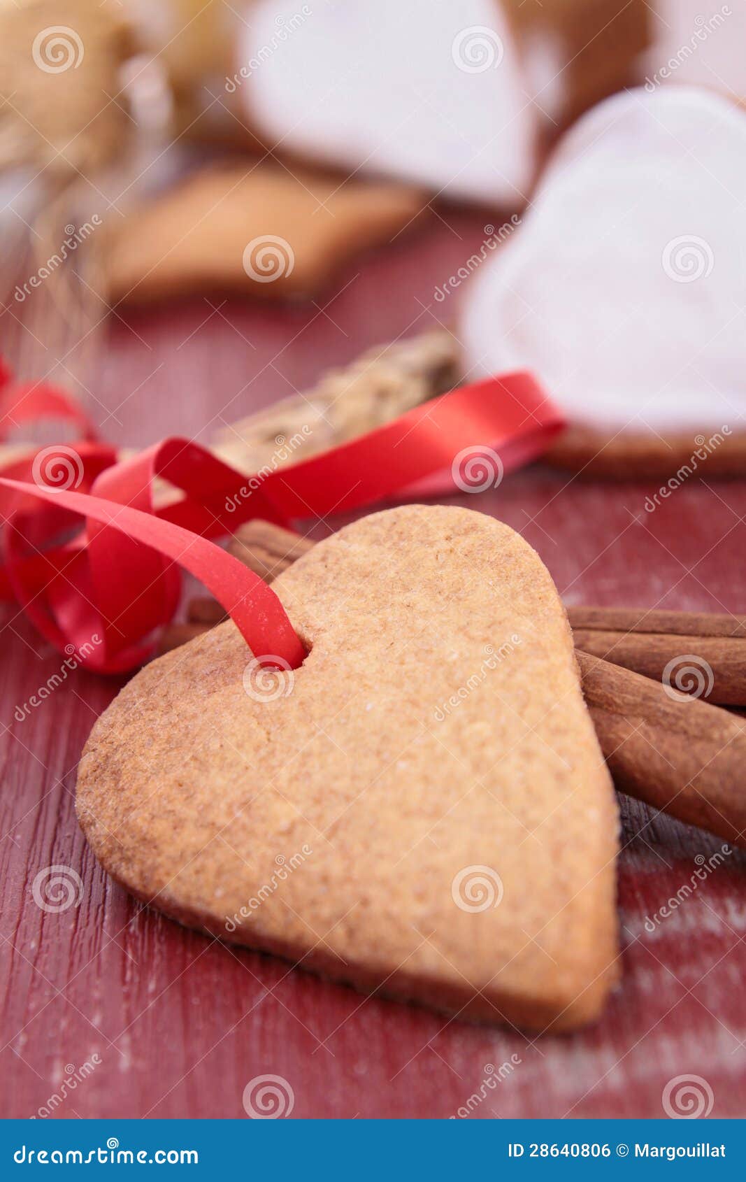 Heart shape biscuit stock photo. Image of baked, pastry - 28640806