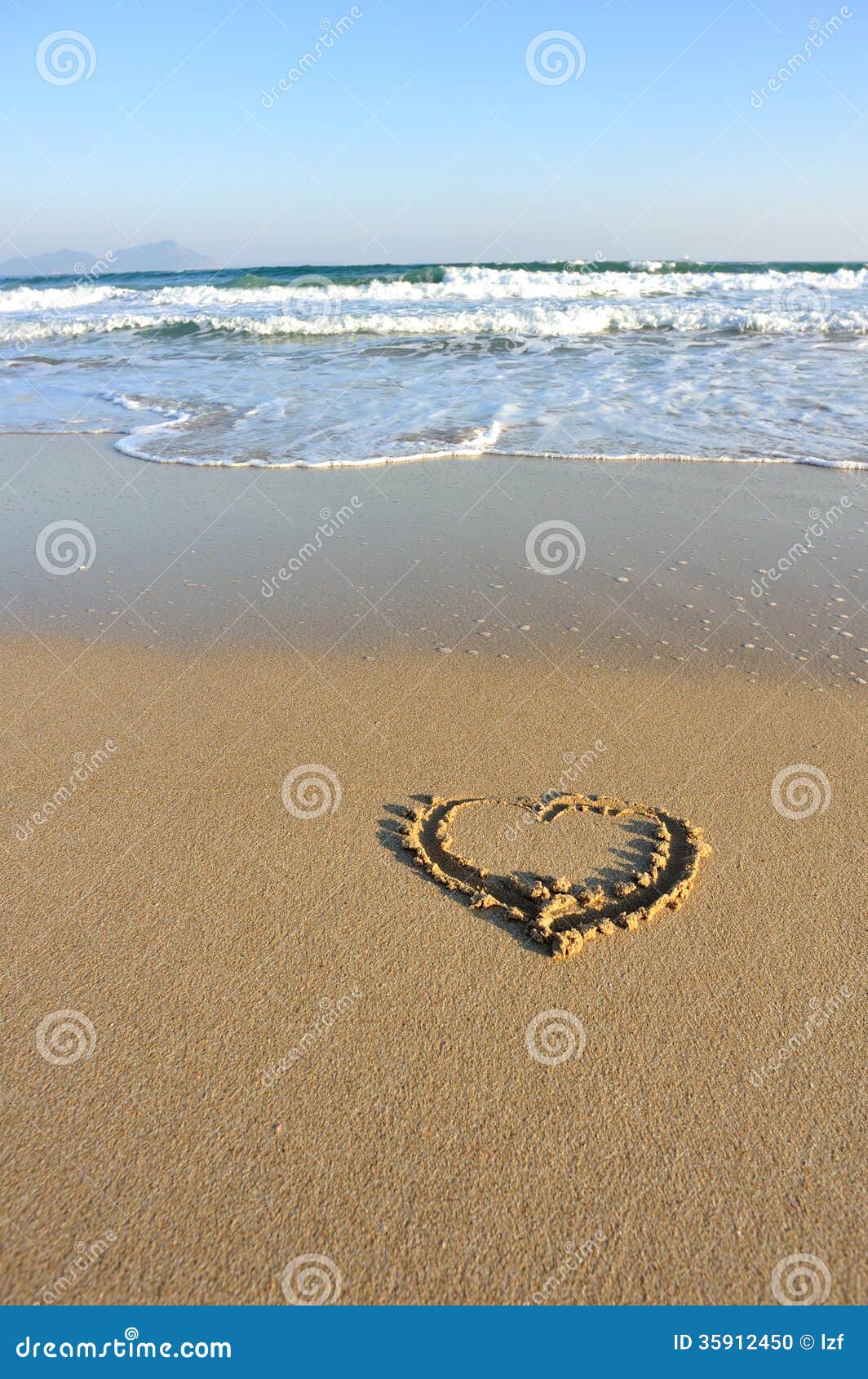 Heart Shape Drawn on the Beach Stock Photo - Image of drawn, good: 35912450