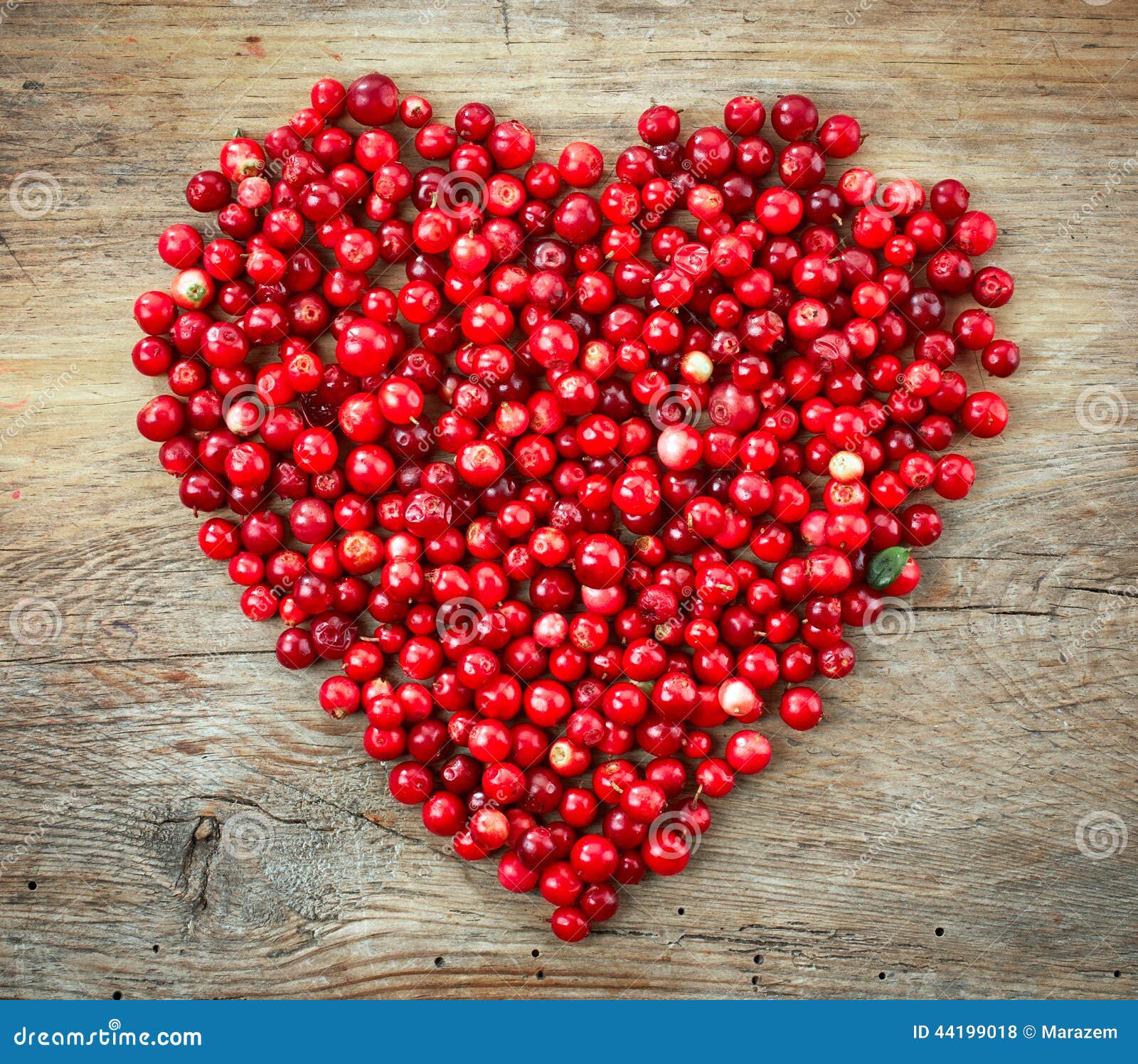 Heart Shape of Fresh Berries Stock Photo - Image of dessert, fruit ...