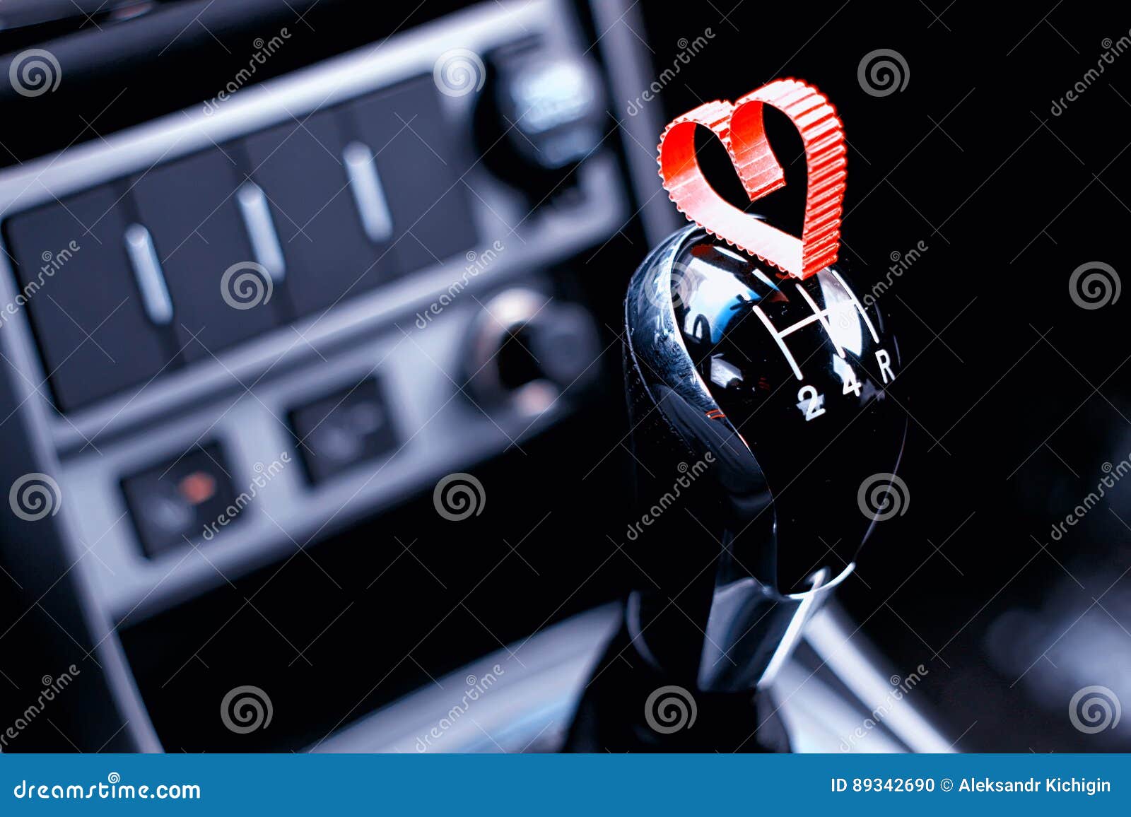 Heart Shape on Manual Gearbox in Car Stock Photo - Image of knob, fast ...