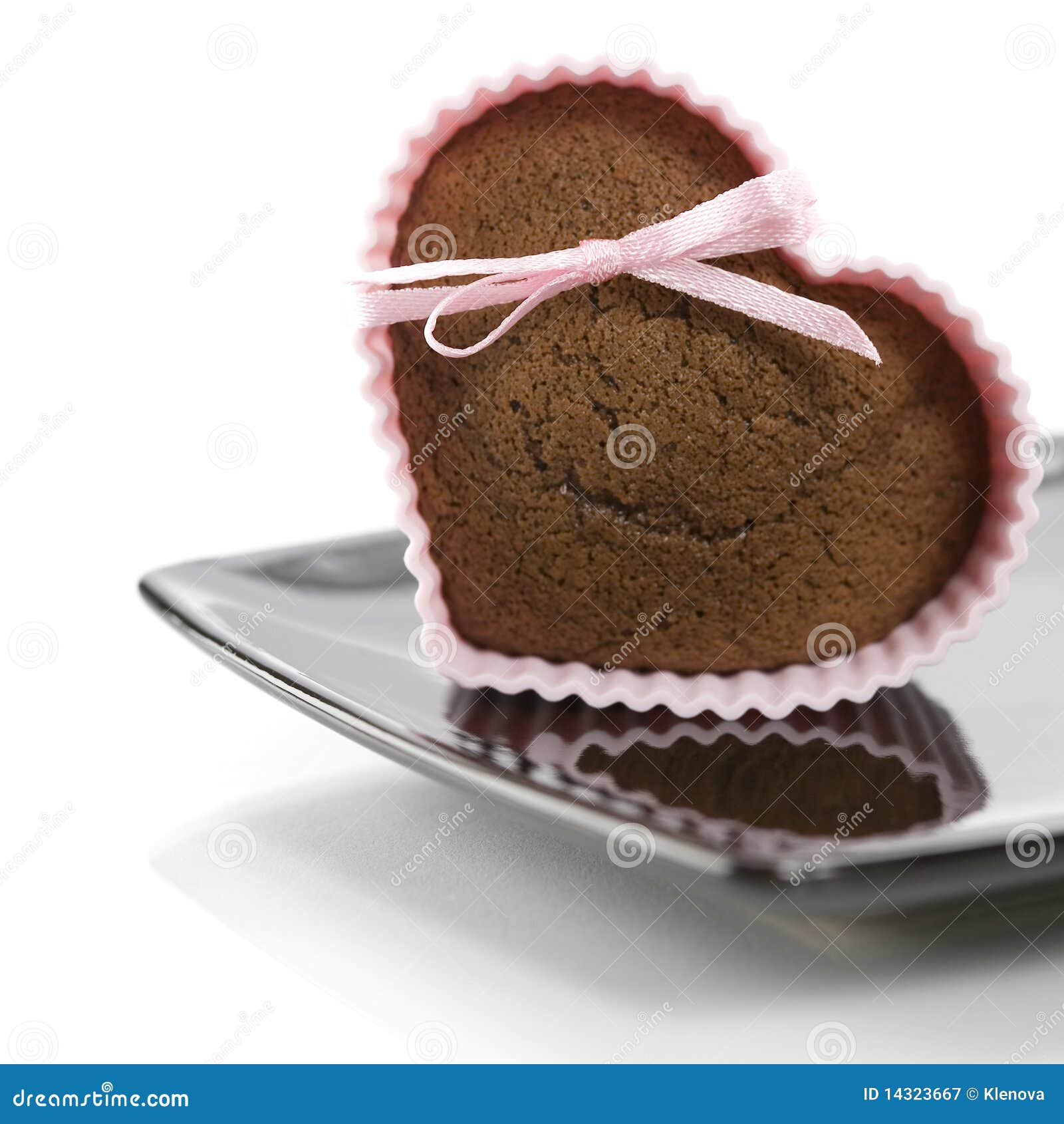 Heart shape muffin stock image. Image of heart, colour - 14323667