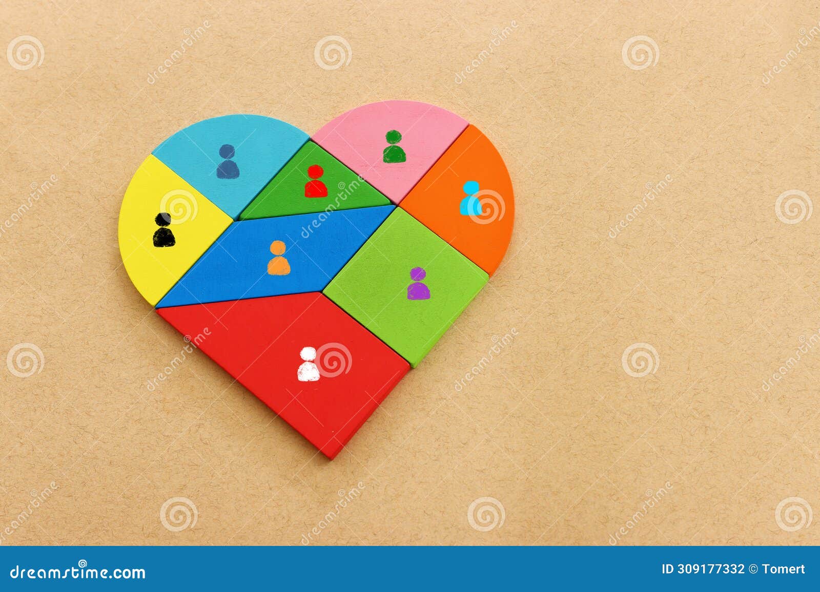 Heart Shape Puzzle with Figures. Concept of Teamwork and Friendship ...