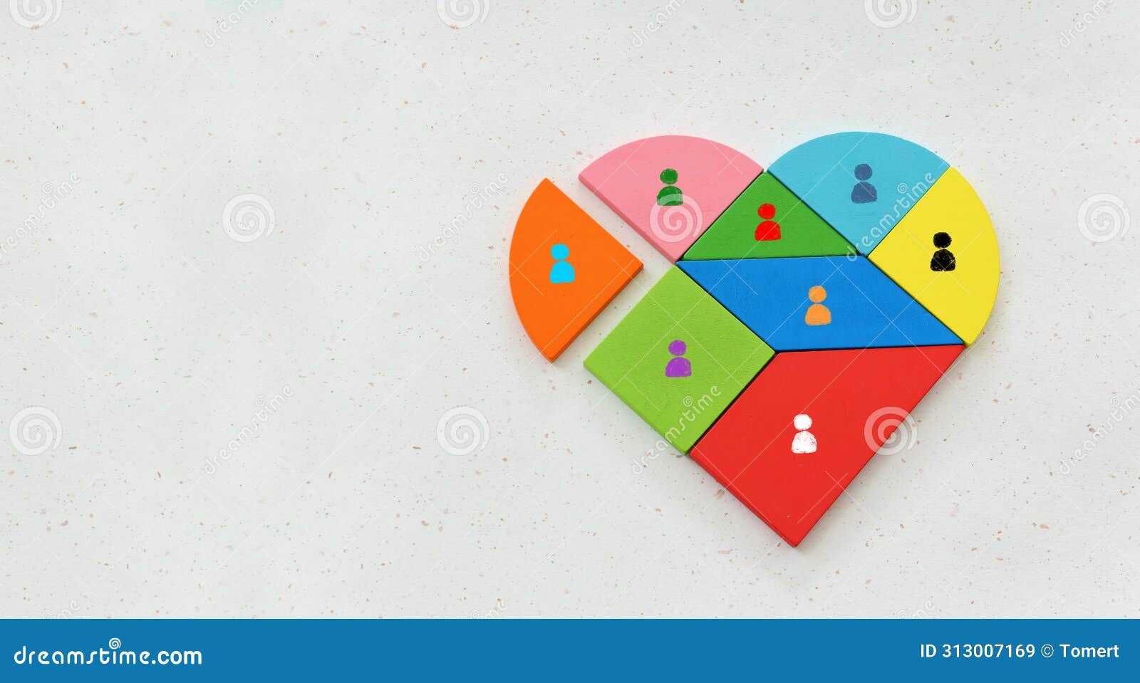 Heart Shape Puzzle with Figures. Concept of Teamwork and Friendship ...