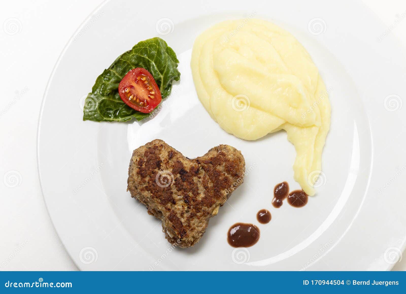 Heart shaped meat loaf stock photo. Image of tasty, dinner - 170944504