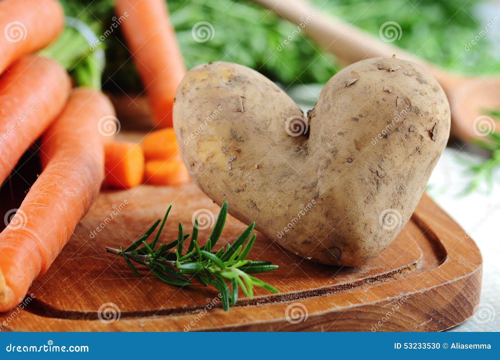 Heart shaped potato stock photo. Image of vegetarian - 53233530