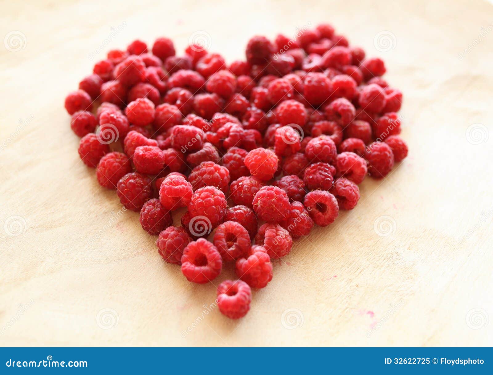 Heart Shaped Ripe Raspberries Stock Image - Image of biofood, ripe ...