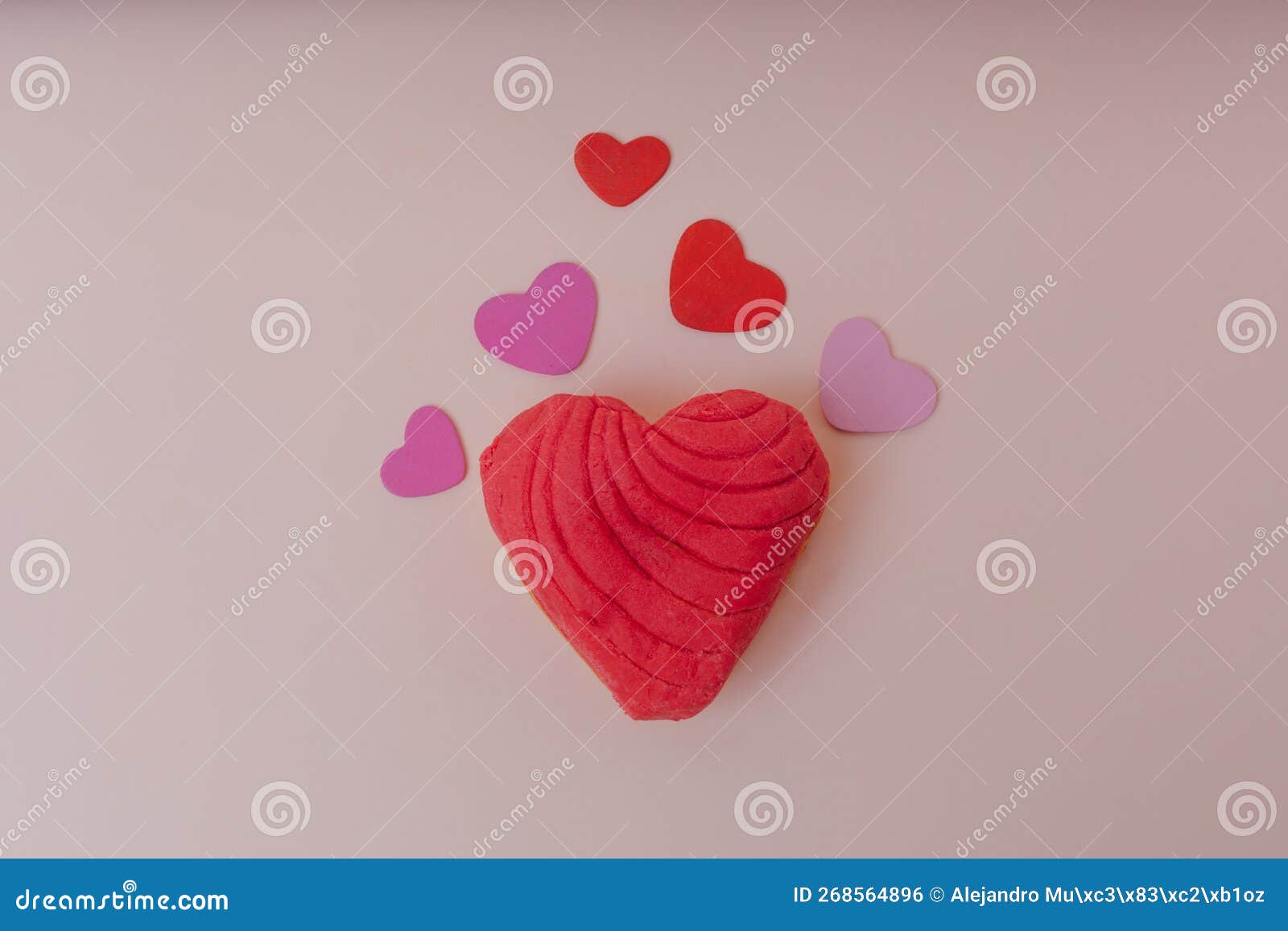 Heart-shaped Shell Bread for the Day of Love Stock Photo - Image of ...