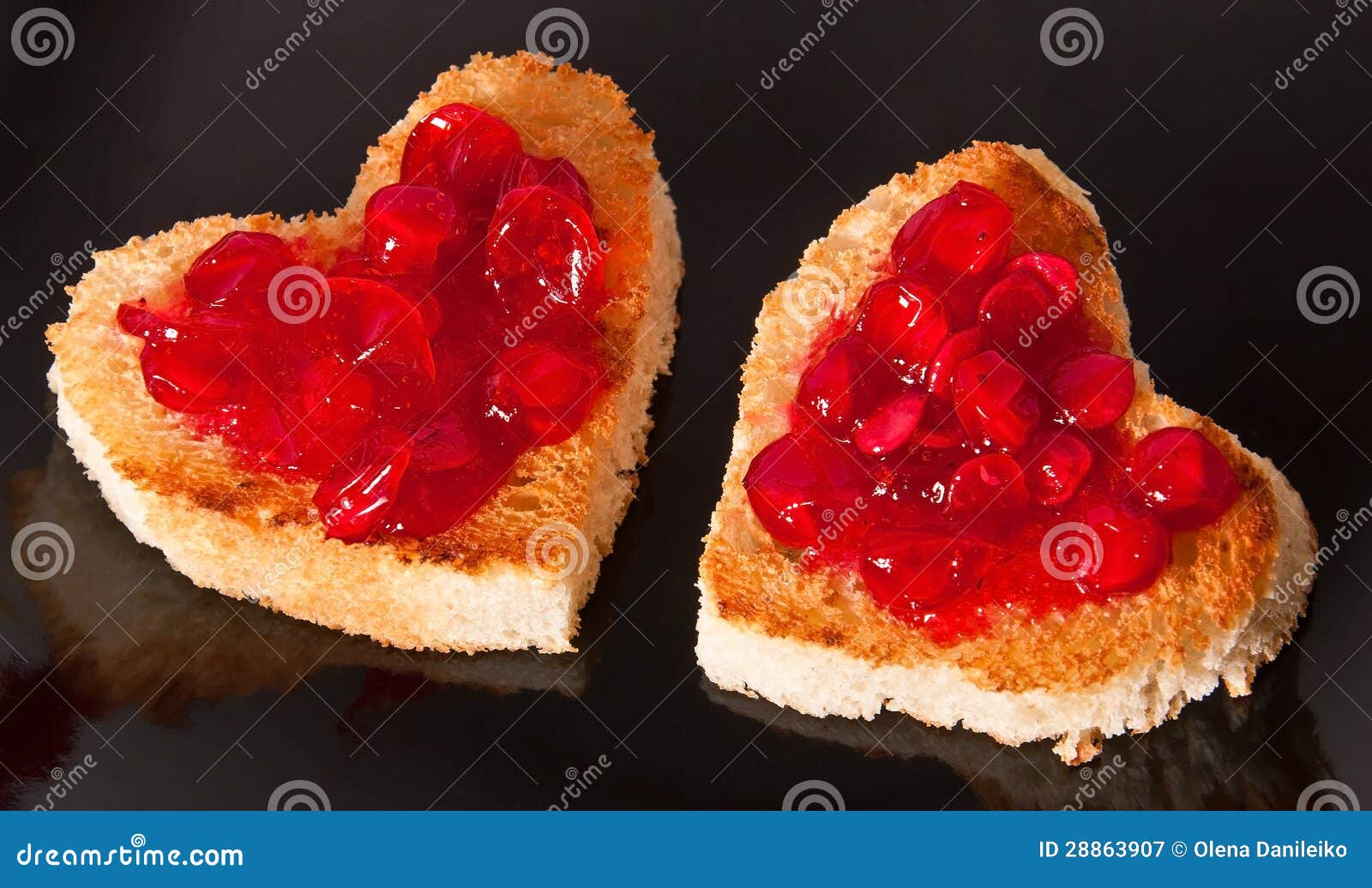 Heart shaped toast stock image. Image of sweet, background - 28863907
