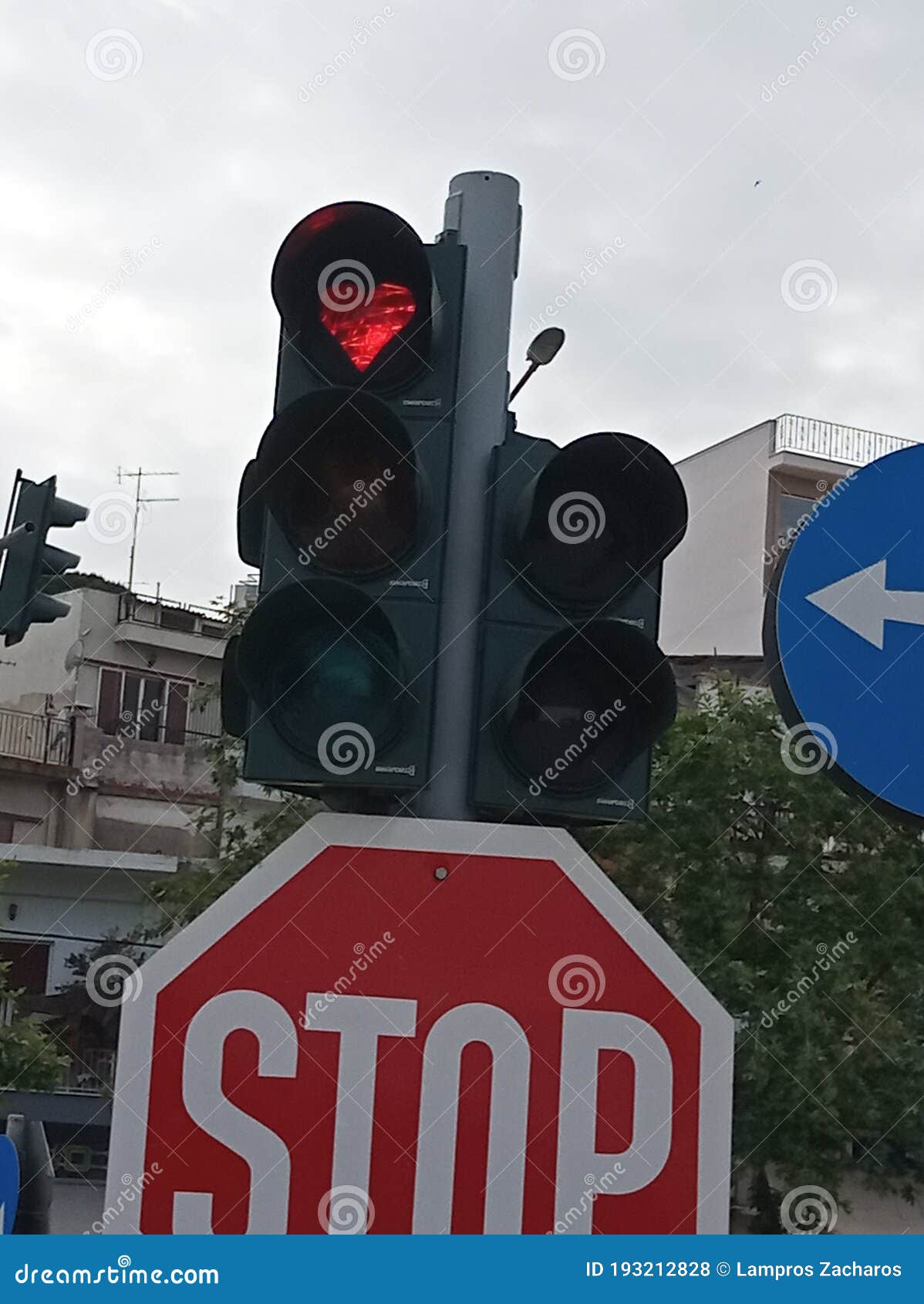 Heart Shaped Traffic Light in Arta Greece Editorial Stock Photo - Image ...