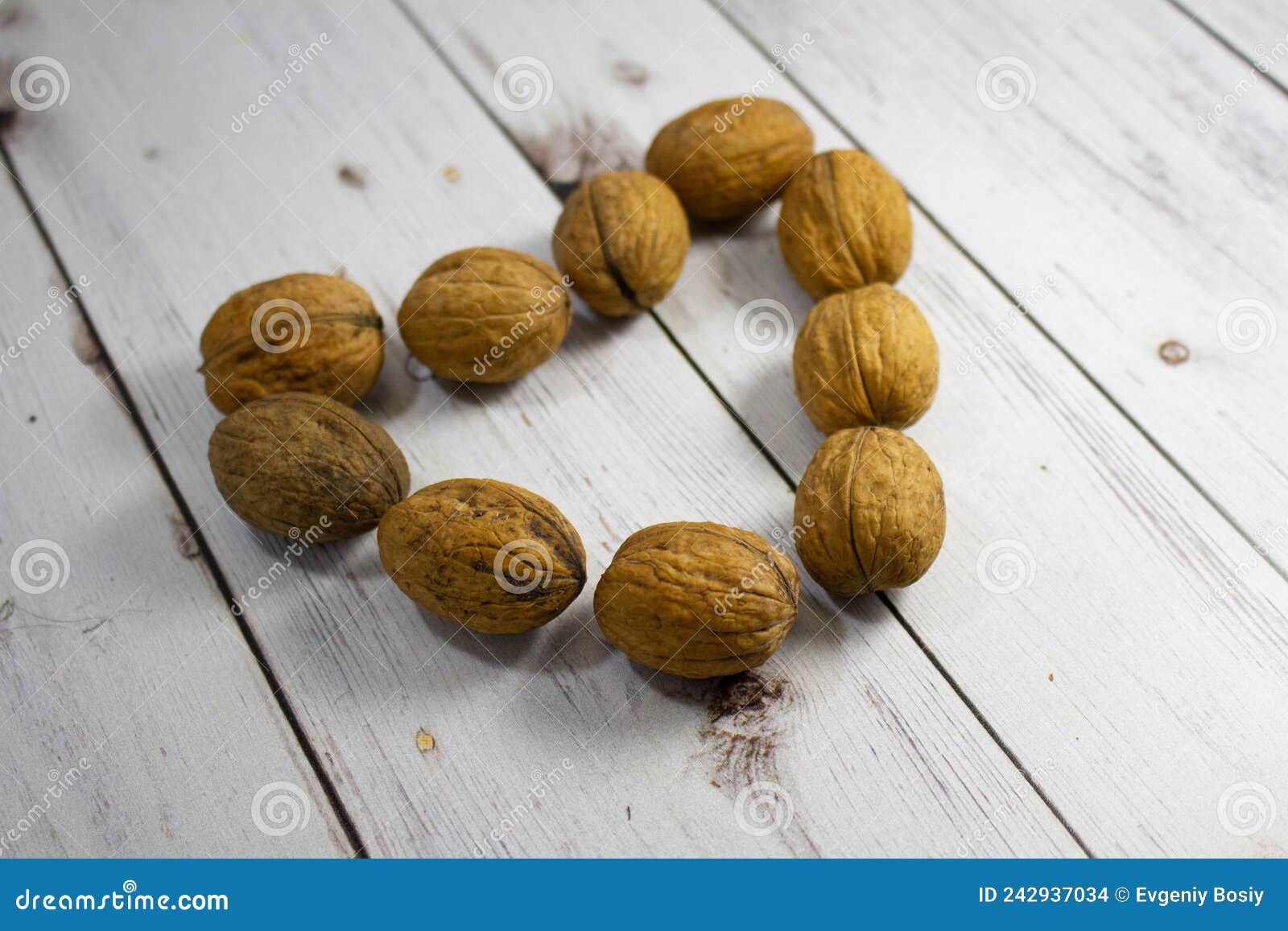 Heart shaped walnuts stock photo. Image of eating, shaped - 242937034