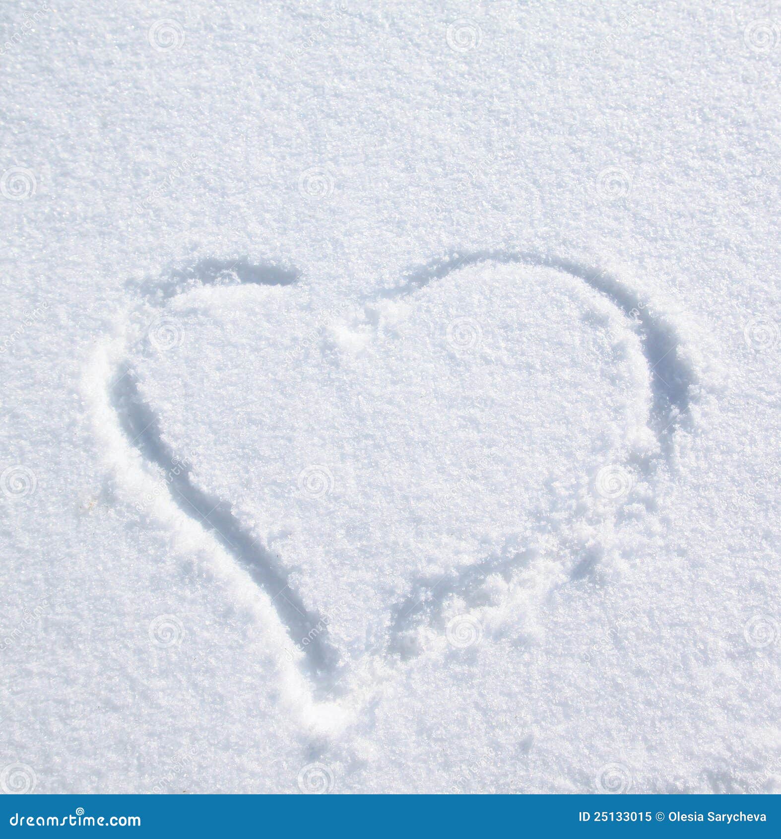 Heart On The Snow Royalty Free Stock Photo - Image: 25133015