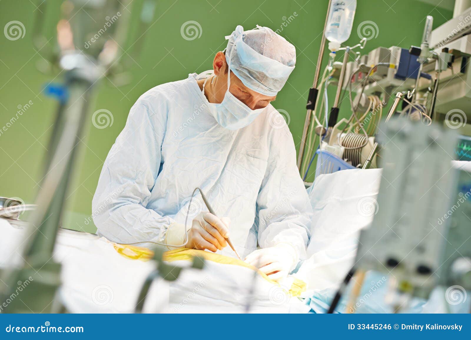 Heart surgery operation stock photo. Image of hospital - 33445246