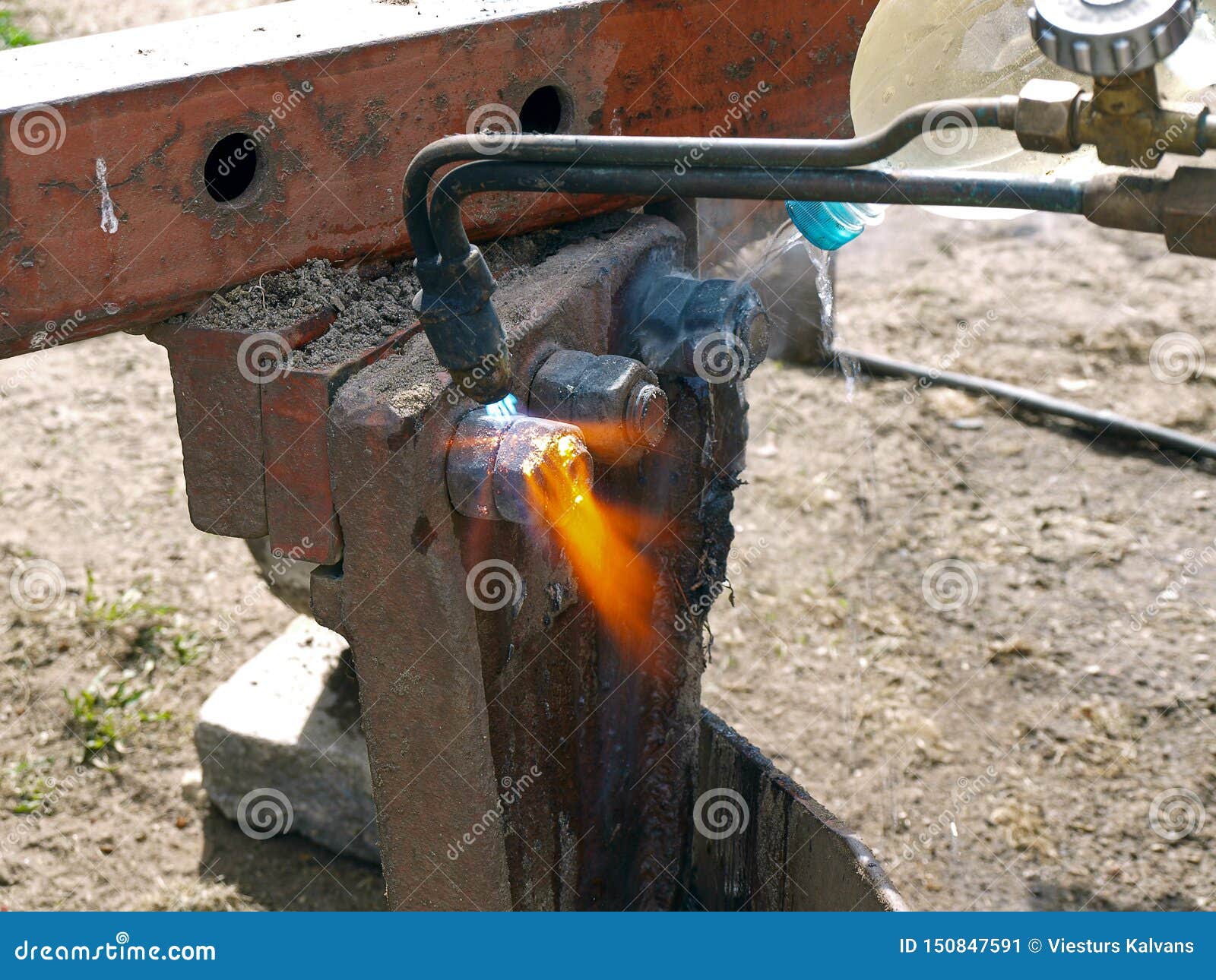 Heat the nut stock image. Image of heat, outdoor, bolt - 150847591