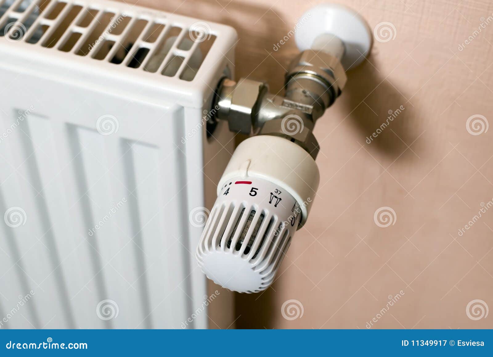 Heat regulator of radiator stock image. Image of warm - 11349917