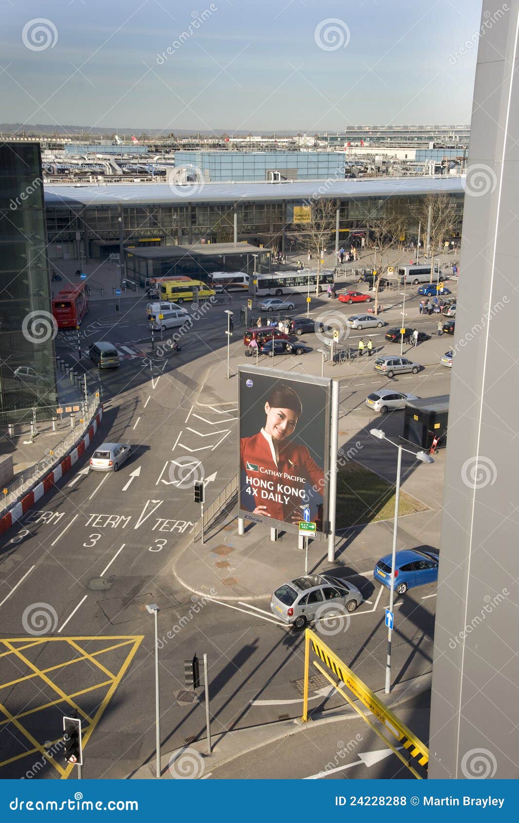 Heathrow terminal 3 editorial stock photo. Image of flying - 24228288