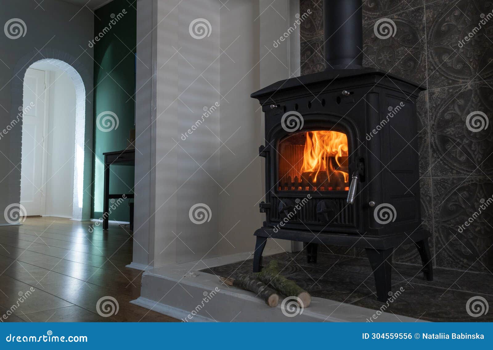 Heating Fireplace Energy Alternative System Old-fashioned Flame Warm ...