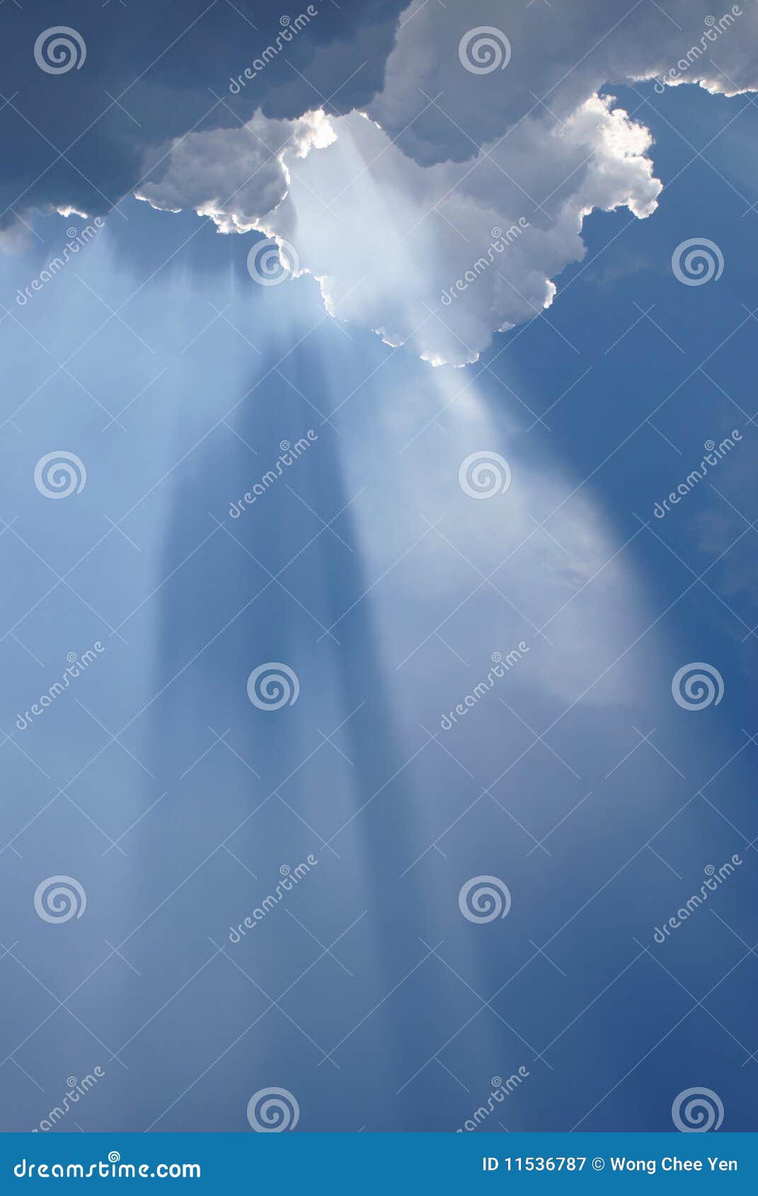 Heavenly Cloudy Inspirational Light Stock Image - Image of ...