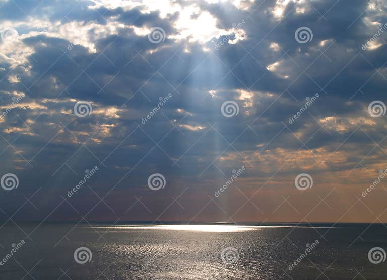 Heavenly light stock image. Image of sunbeam, shine, holy - 2319715