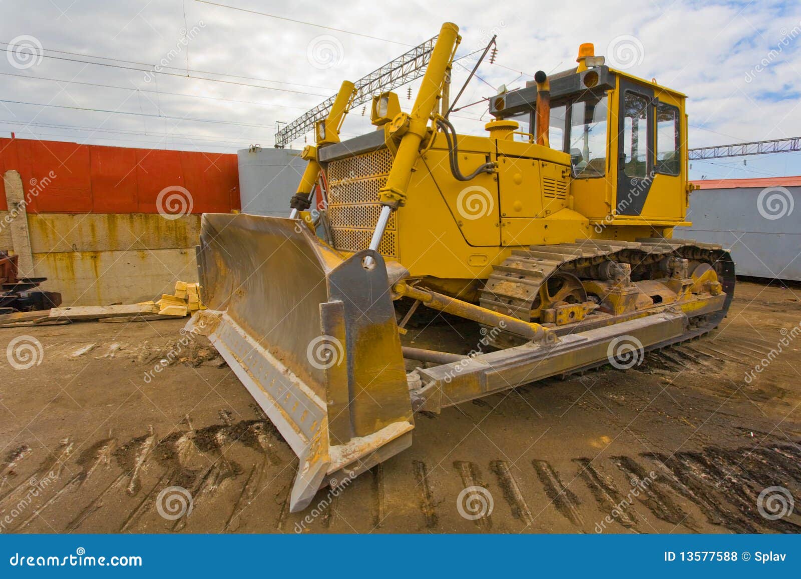 The Heavy Building Bulldozer Stock Photo - Image of drive, industrial ...