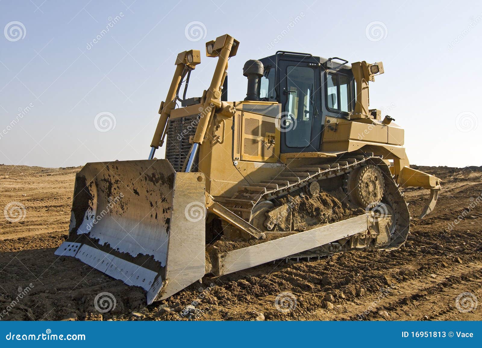 Heavy bulldozer stock image. Image of blue, excavation - 16951813