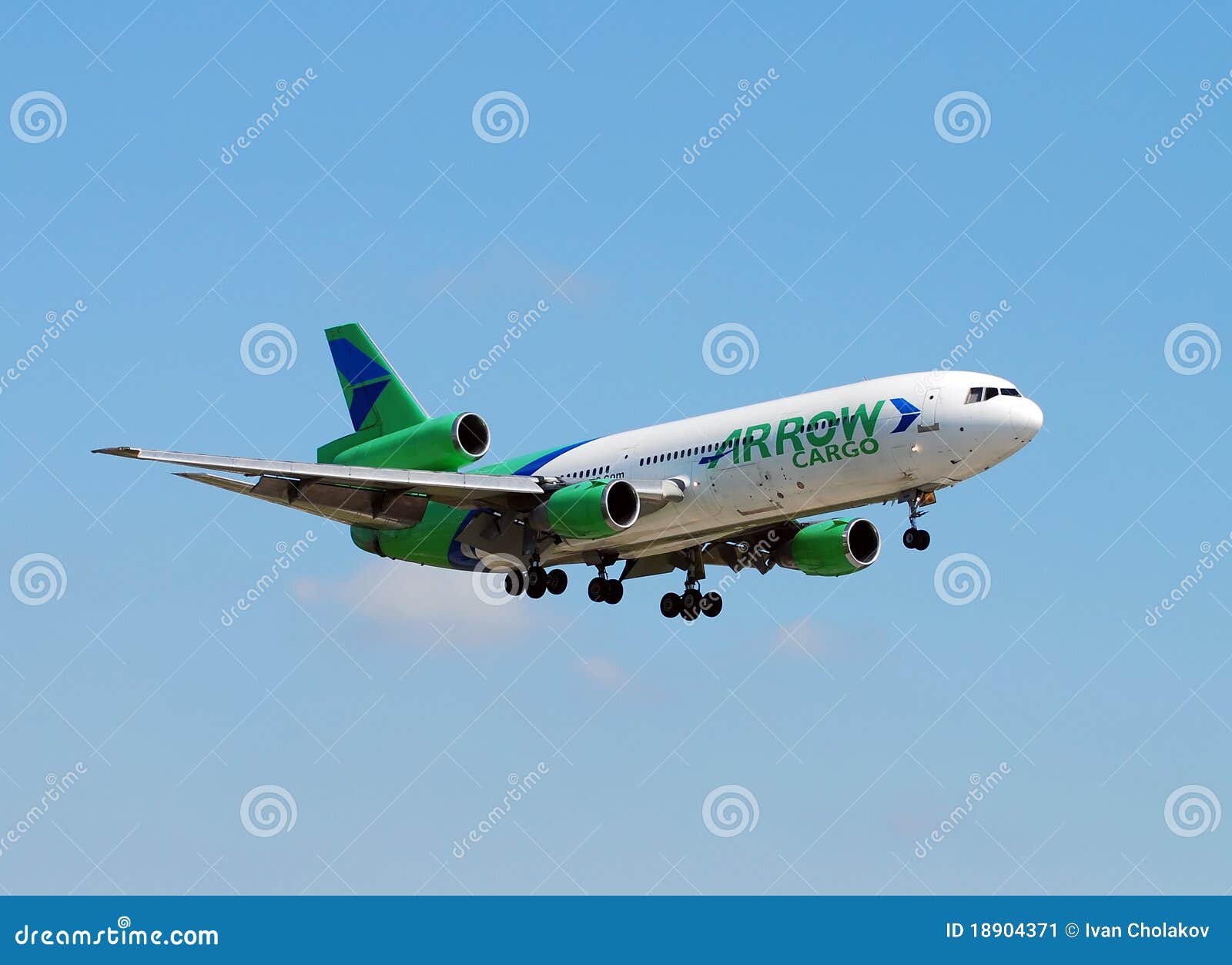 Arrow Air Heavy Cargo Jet Editorial Image | CartoonDealer.com #22788926