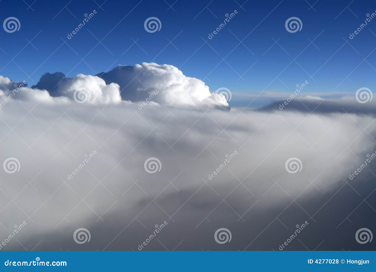 Heavy cloud stock photo. Image of sunshine, white, cloud - 4277028