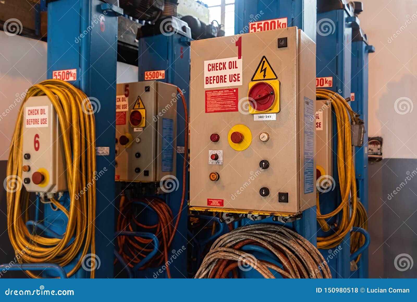 Heavy duty jack in factory stock photo. Image of active - 150980518