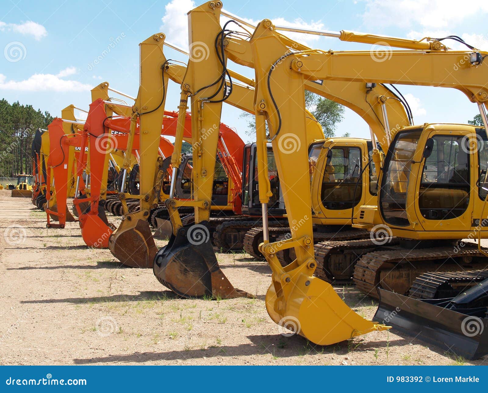 Heavy Equipment stock photo. Image of bulldozer, heavy - 983392