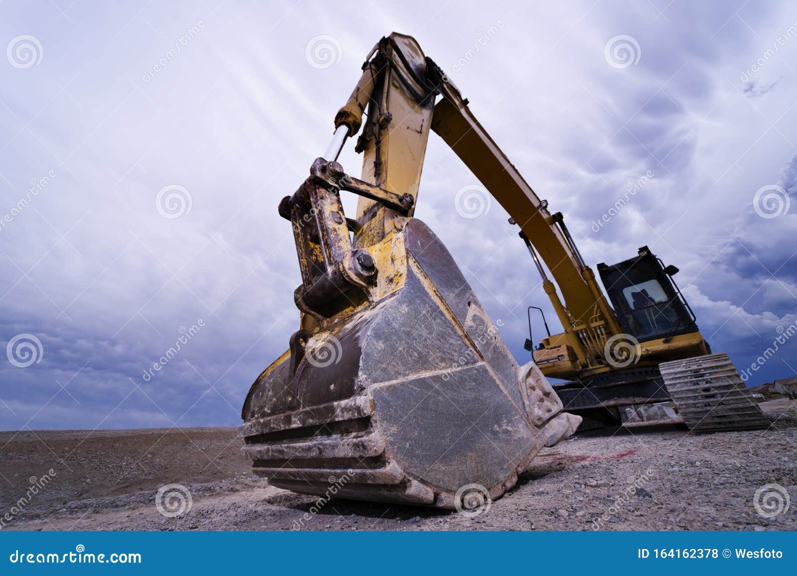 Heavy Equipment Hydraulic Excavator Stock Photo - Image of soil, heavy ...