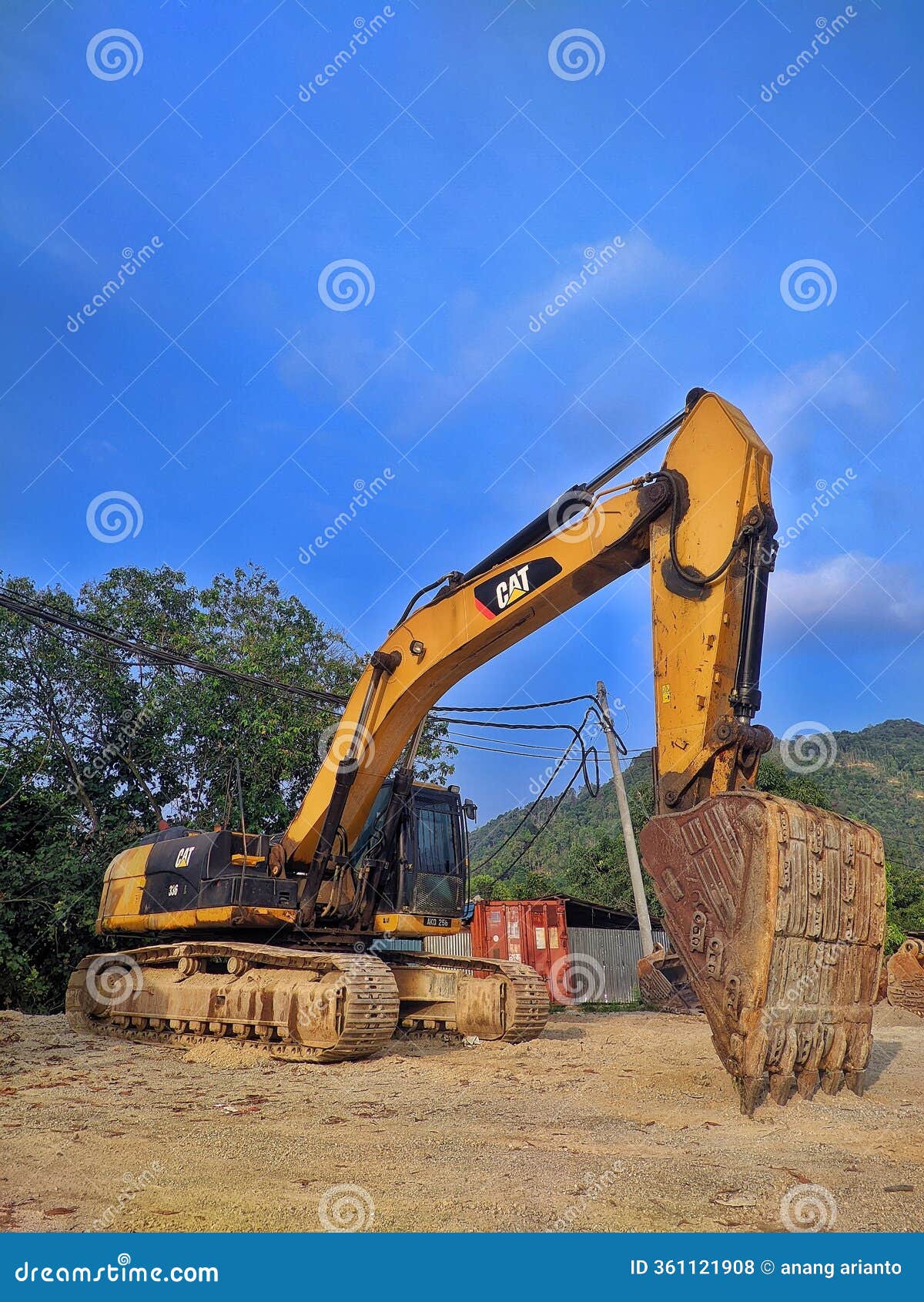 Heavy Equipment Container Lifter At The Port In The Evening Editorial ...