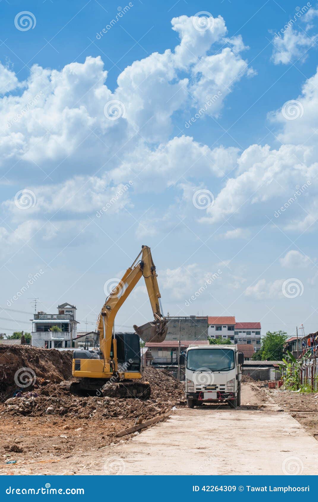 Heavy Excavation Equipment stock image. Image of vehicle - 42264309