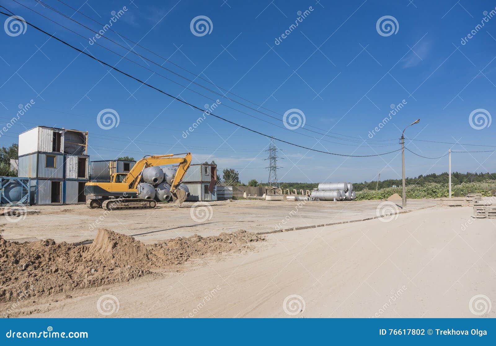 Heavy Excavator with Shovel Stock Photo - Image of industrial ...