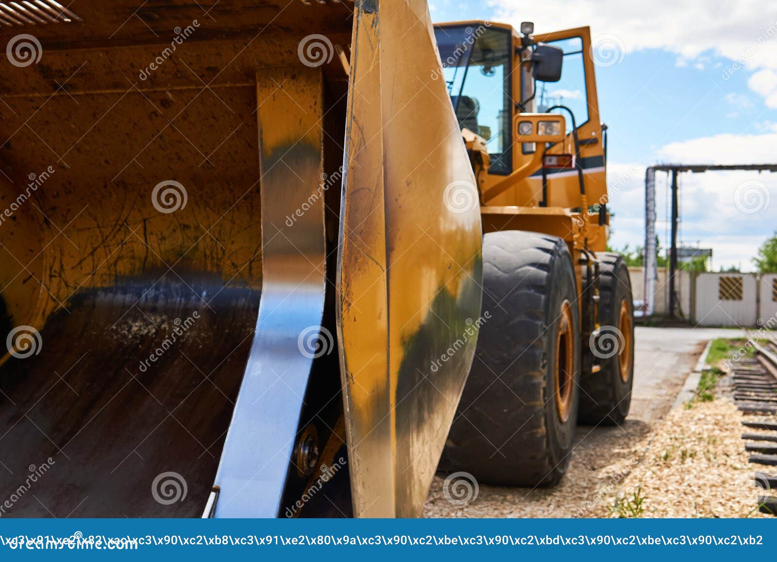 Heavy Front Loader Close Up Stock Image - Image of outdoors, repair ...