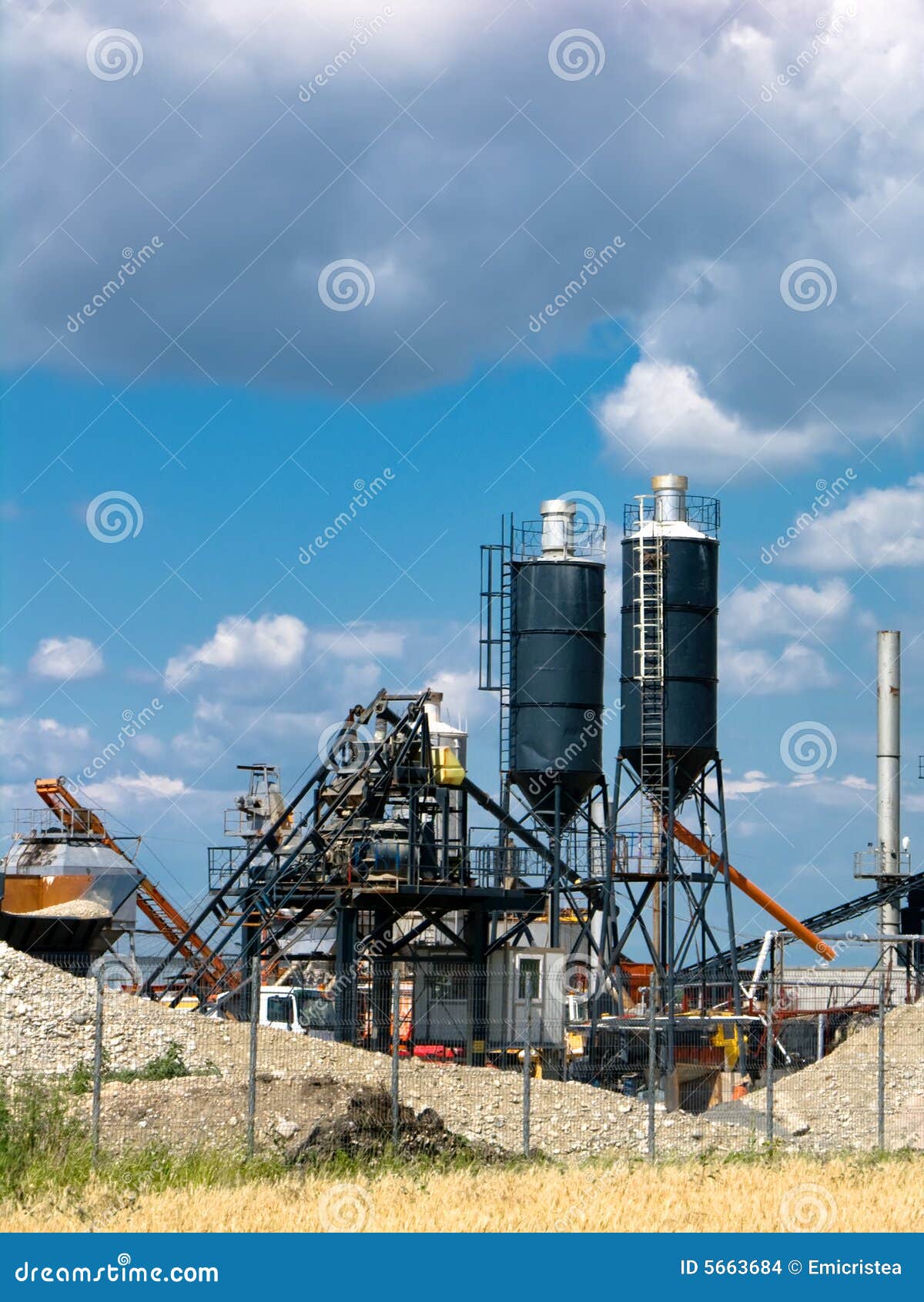Heavy industry site stock photo. Image of electricity - 5663684