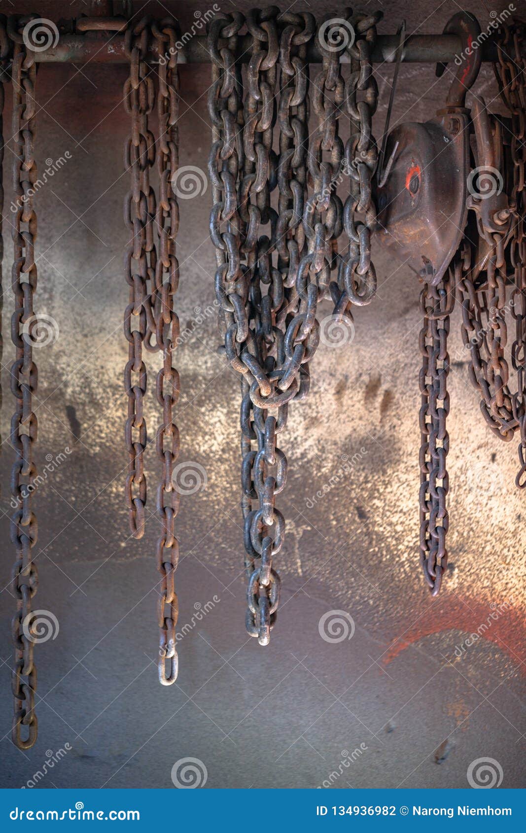 Heavy Lift Chain Hang on the Wall Stock Photo - Image of construction ...