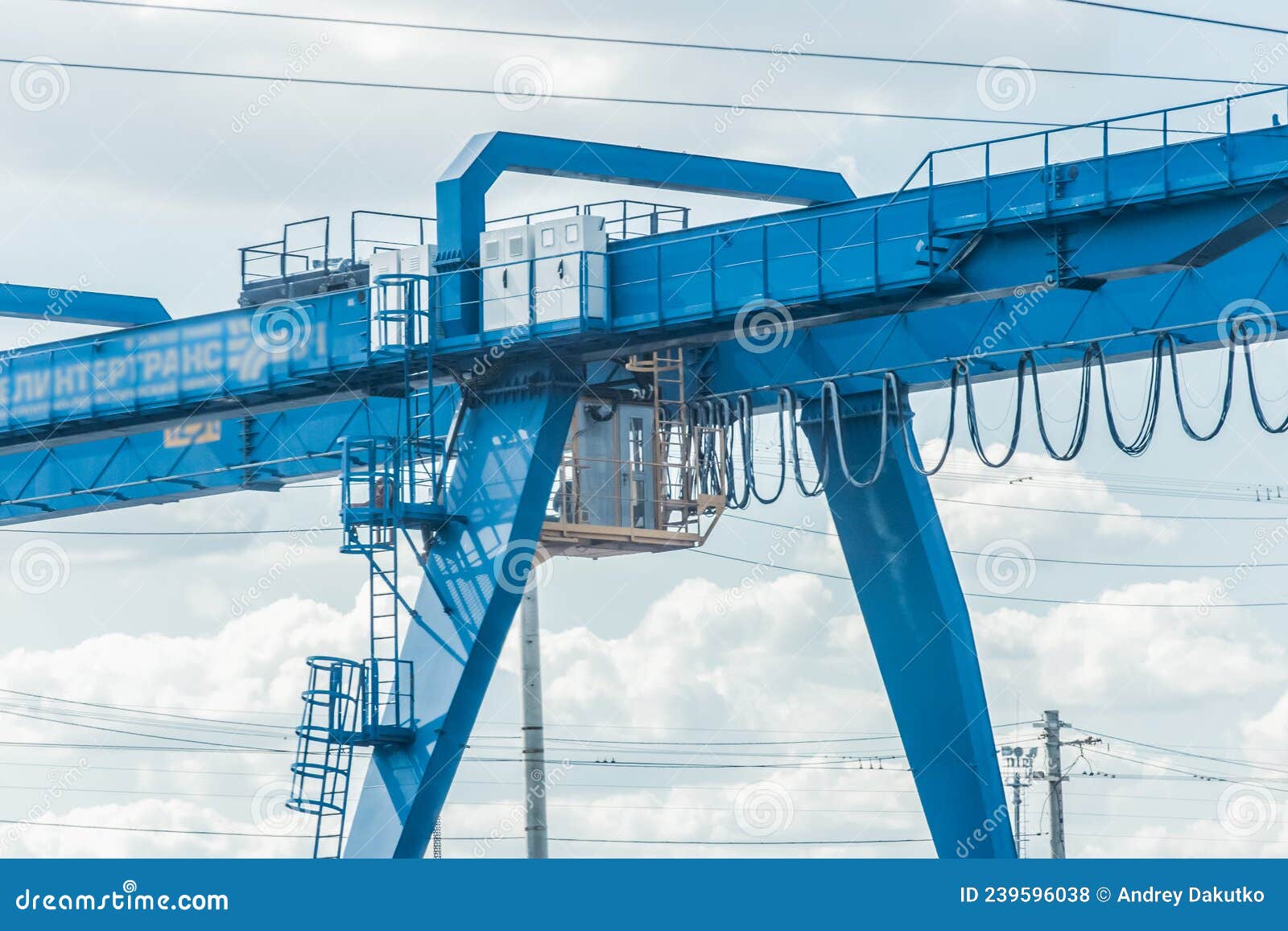 Heavy Lifting Industrial Crane for Cargo Container Import and Export ...