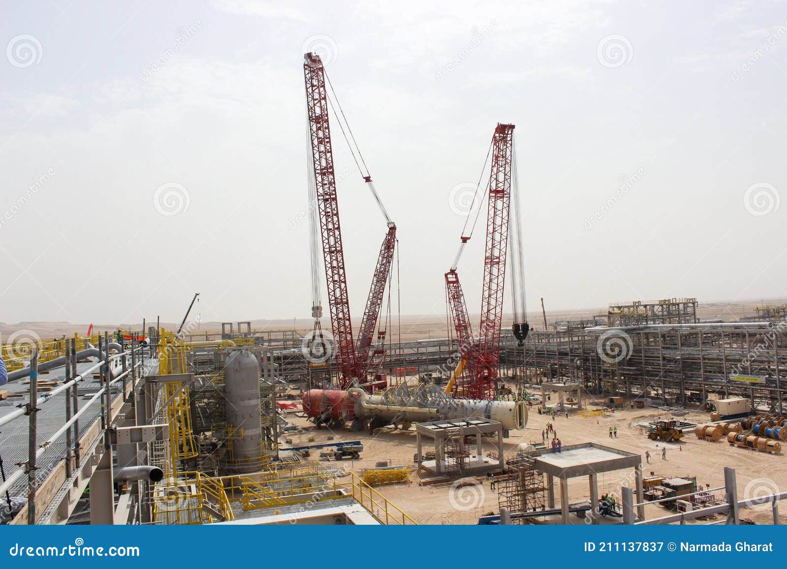 Heavy Lifting on Oil & Gas Construction Site Stock Image - Image of ...
