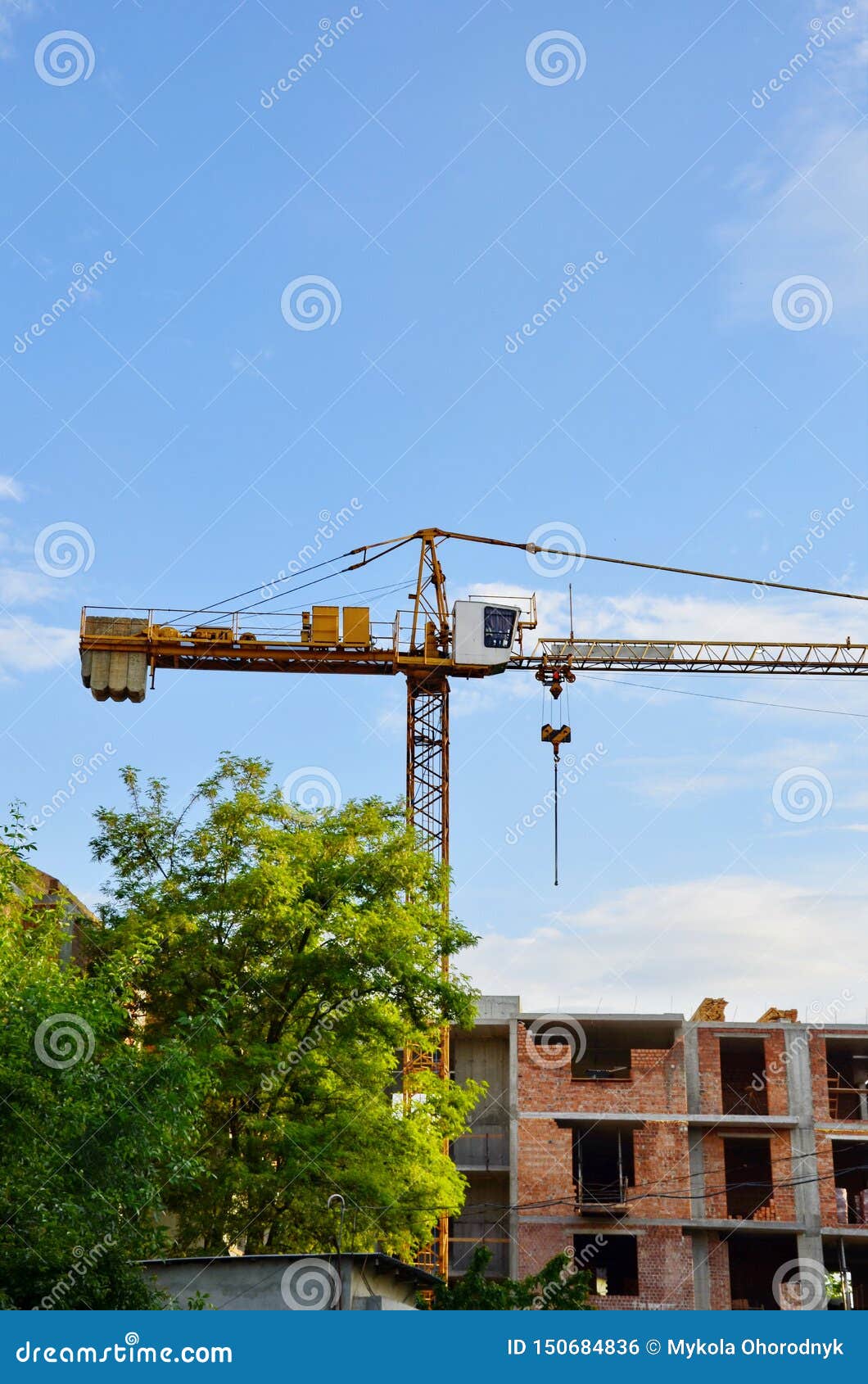 Heavy-load Tower Cranes on Building Stock Photo - Image of skyscraper ...