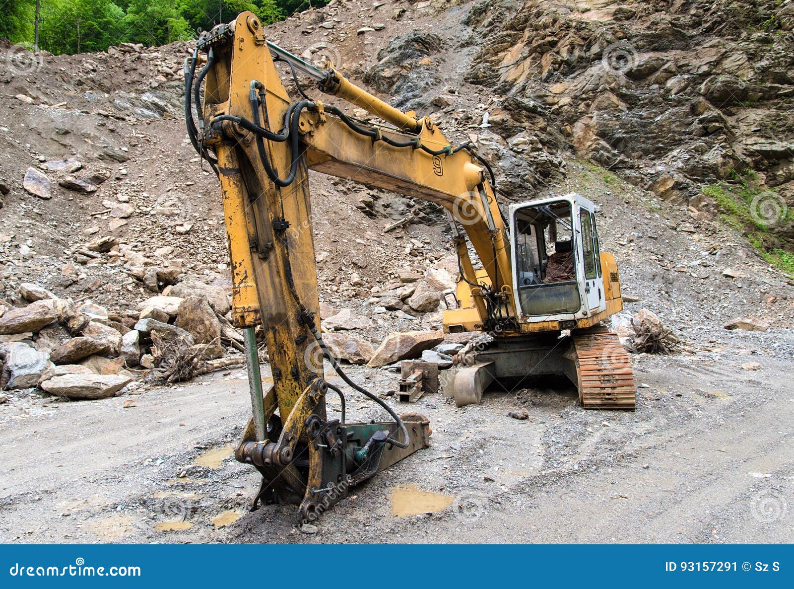 Heavy machinery in quarry stock image. Image of construction - 93157291