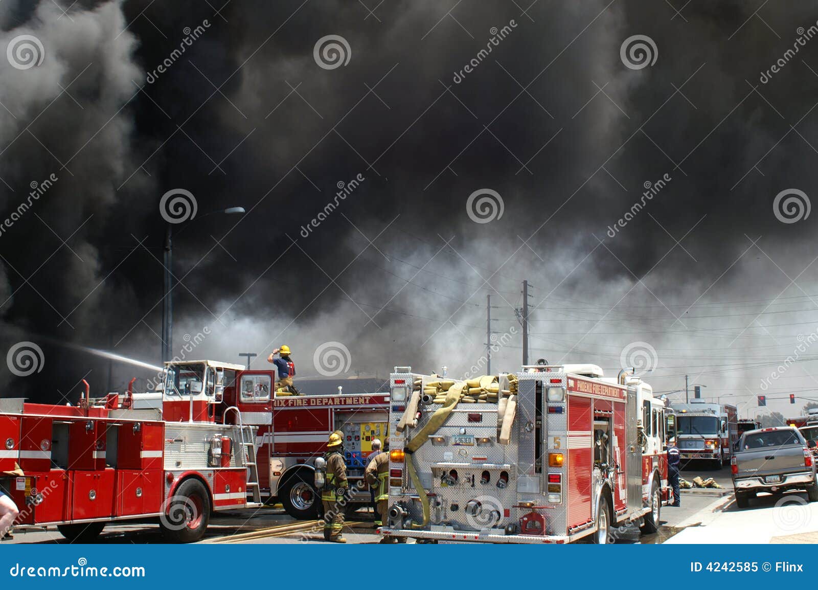Heavy Smoke Over a Fire Scene Editorial Image - Image of dark ...