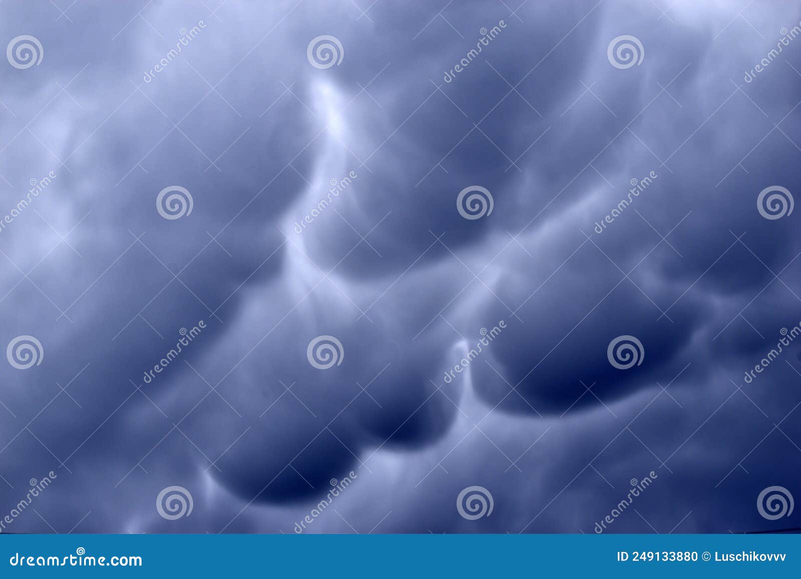 Heavy Thunderstorm Blue Clouds Mammatus Cloud Stock Photo - Image of ...
