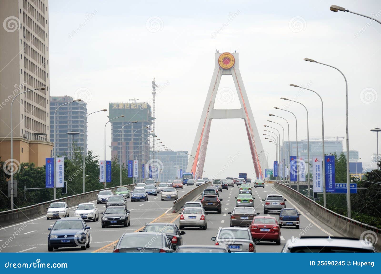 Heavy traffic in Chengdu editorial image. Image of motion - 25690245