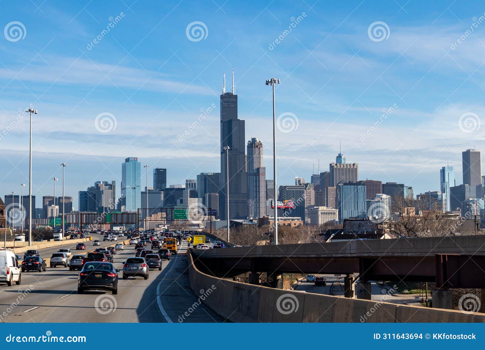 Heavy Traffic Driving into Chicago Illinois Editorial Stock Image ...