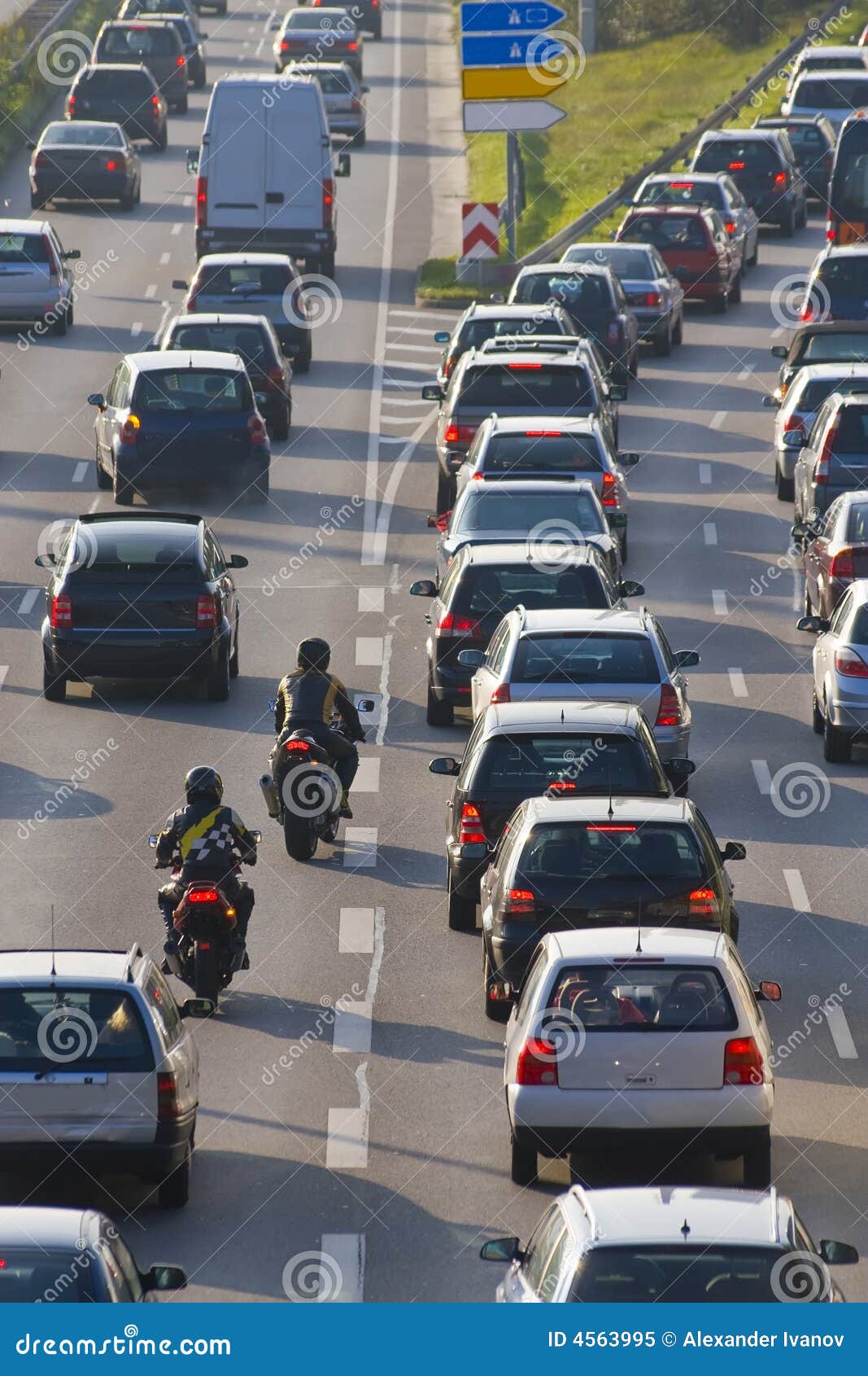 Heavy traffic on highway stock image. Image of asphalt - 4563995