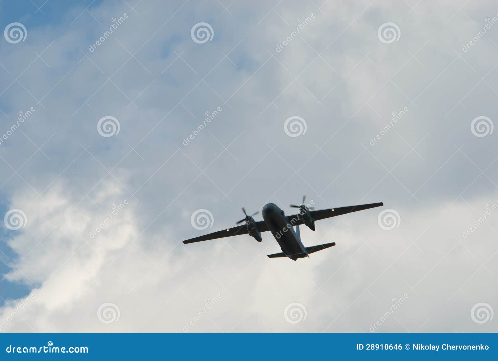 The heavy transport plane stock photo. Image of altitude - 28910646